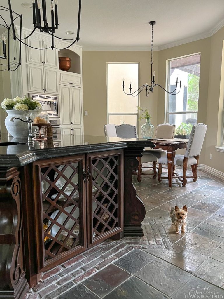 Feature Friday: Southern Home & Hospitality - Southern Hospitality