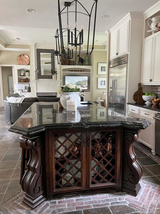 Feature Friday: Southern Home & Hospitality - Southern Hospitality
